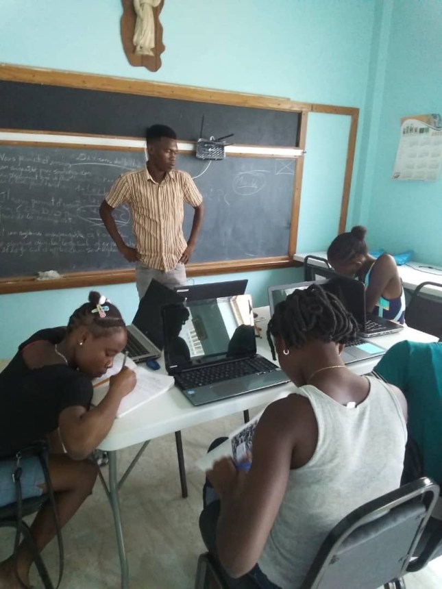 Felician Mission Computer Lab has classes | Felician Sisters of North ...